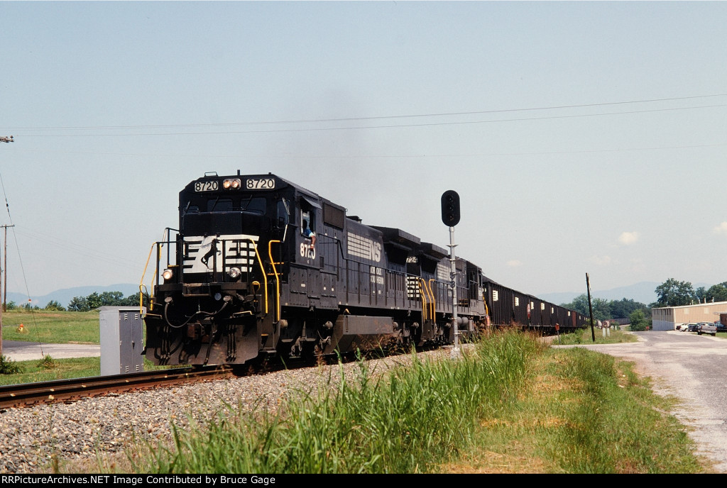 NS 8720